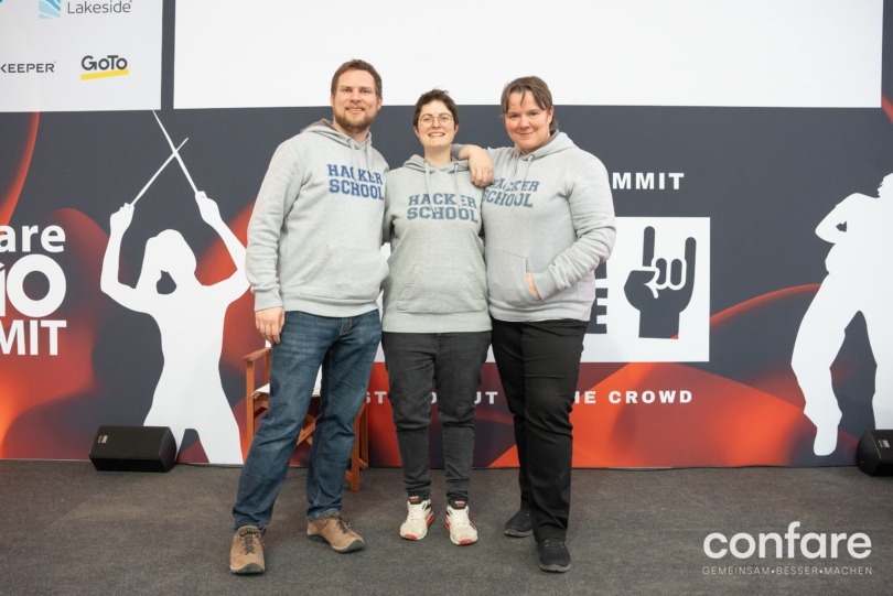 Über uns - Wir begeistern Kinder für´s Programmieren | Hacker School